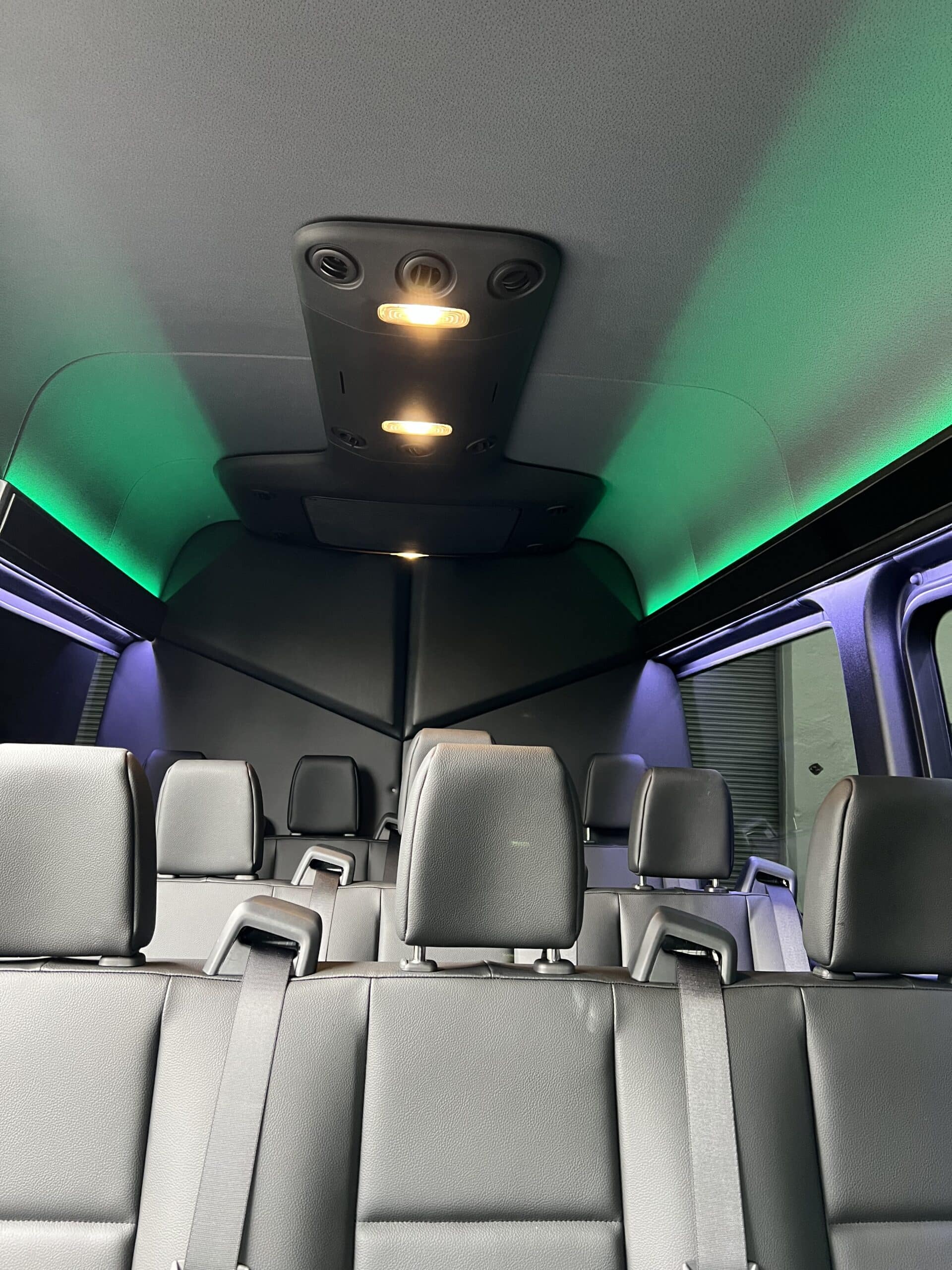 11 Passenger Luxury Shuttle | Dreamride Luxury Transportation